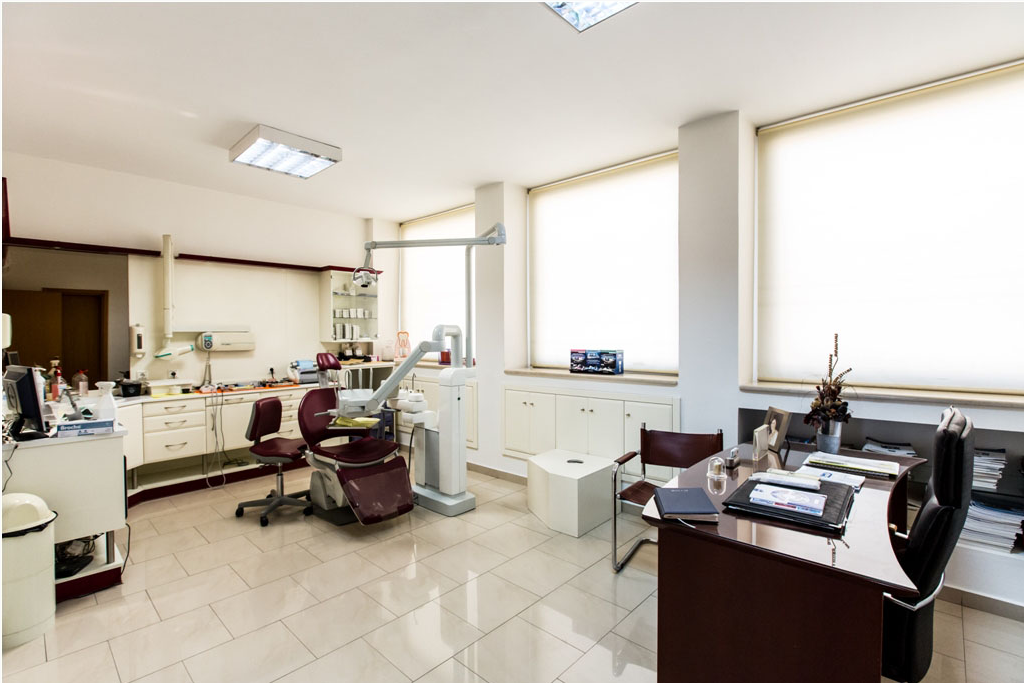 Ζαπάρας Γεώργιος - Οδοντίατρος Ορθοδοντικός| Σέρρες